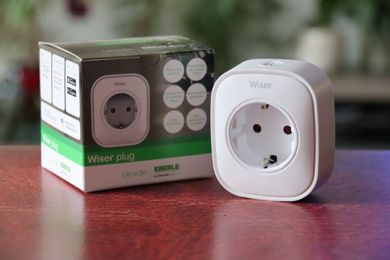 Review: Wiser Smart Plug – Steuer Dein Leben